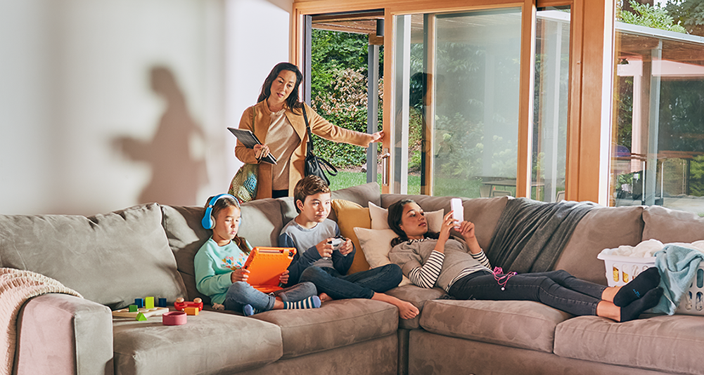 Screen Time Battles: When to Hold Firm and Let Go | Screen Time Limits ...